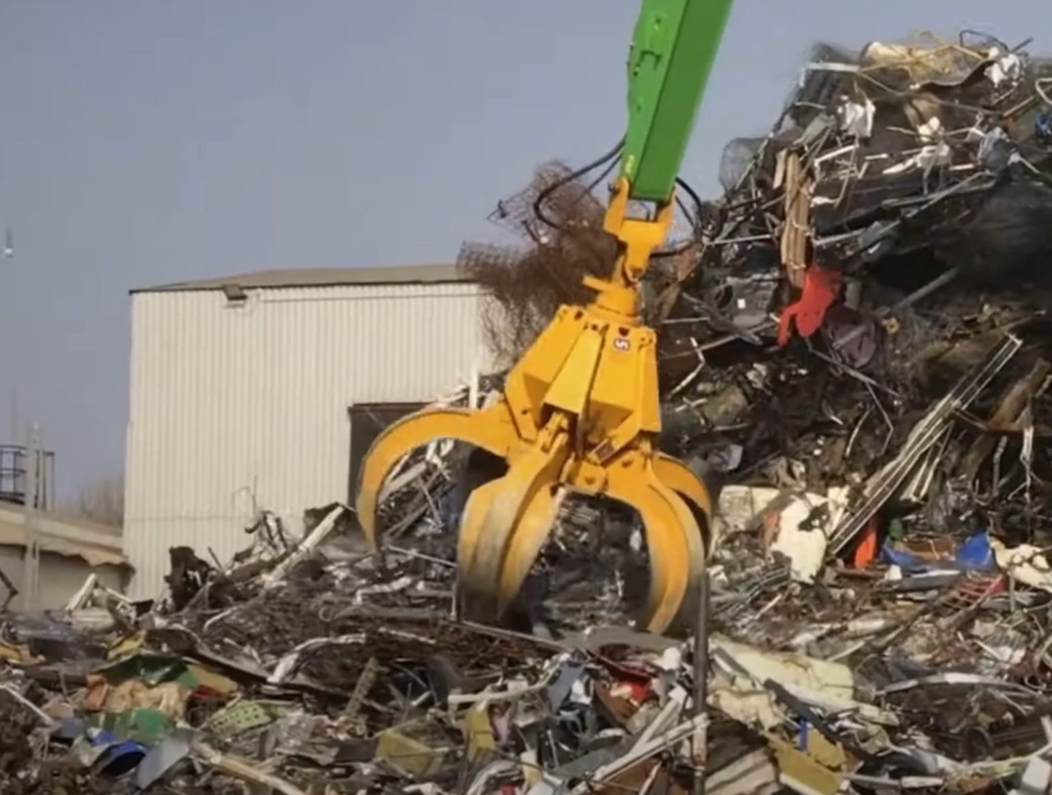 Grabs & Grapples | Earthworm Attachments NZ